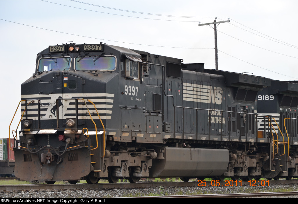 NORFOLK SOUTHERN D9-40CW 9397